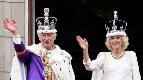 Lord vs King - What’s the Difference? - Royal Titles - Genuine Titles ...